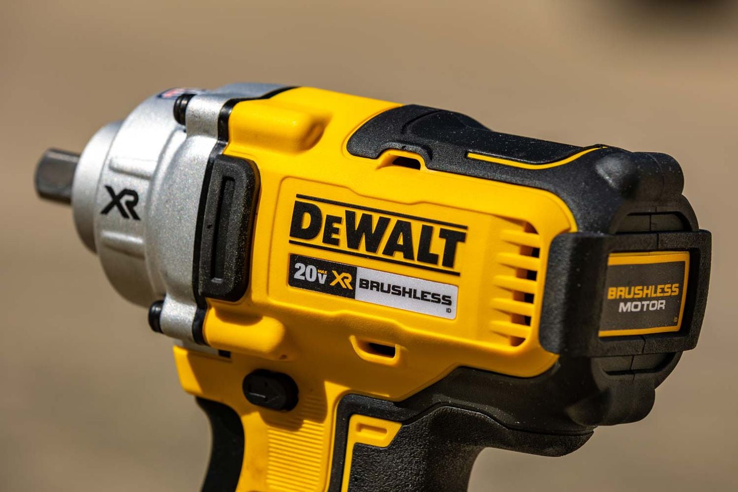 DeWalt DCF891 Mid Torque Impact Wrench Video Review STR, 59% OFF
