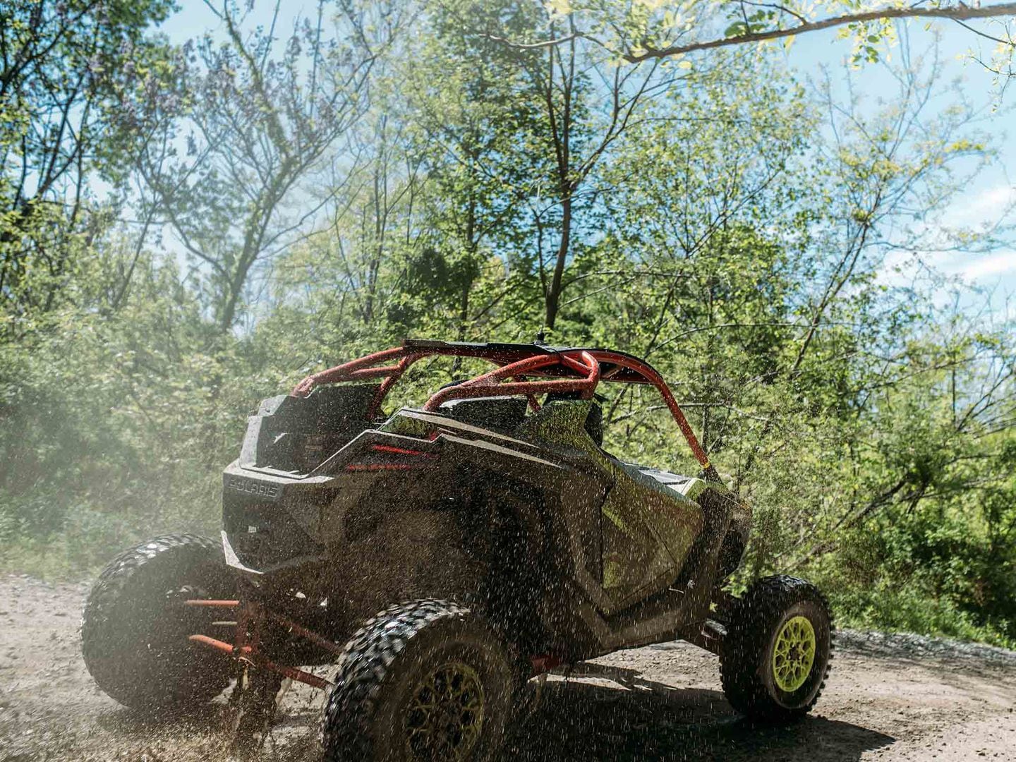 The 2022 Polaris RZR Pro R Runs 90 mph, Pulls a G on Launch | UTV Driver