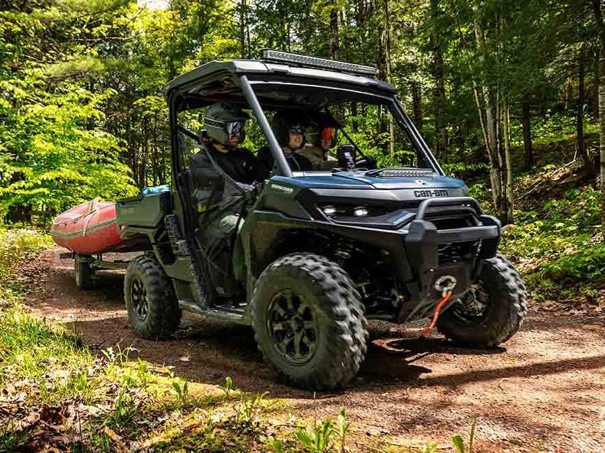 2026 Can-Am Defender XT HD11 Buyer's Guide: Specs, Photos, Price | UTV ...